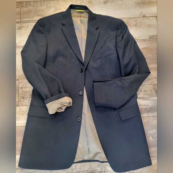 Kenneth Cole Reaction | Suits & Blazers | 4l Mens Kenneth Cole Reaction ...